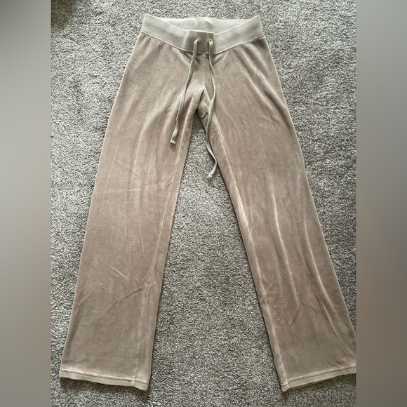 Juicy Couture | Pants & Jumpsuits | Vintage Juicy Couture Beige Velour Track Pants | Poshmark